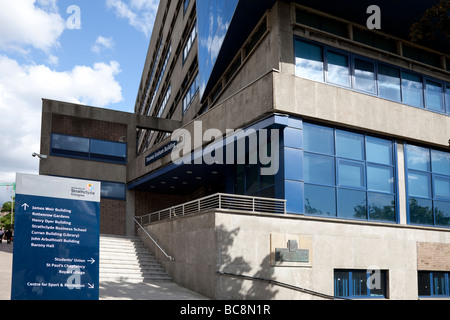 The entrance to the Thomas Graham Building, Chemistry department of the ...