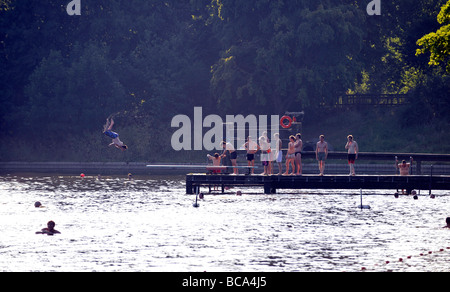 Hampstead ponds bathing diving Men's Pond Stock Photo - Alamy