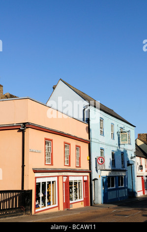 Colourful shops and The Pickerel Inn in Magdalene Street, Cambridge ...