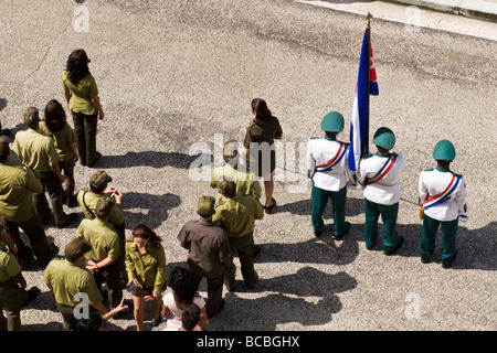 cuba havana cuban soldiers Stock Photo - Alamy