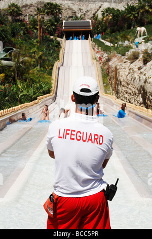 "Naga Racer" slide in Siam Park, The Water Kingdom, near Playa de Las ...