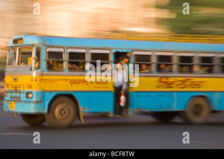 India, West Bengal, Kolkata, Transport privately operated bus Stock ...