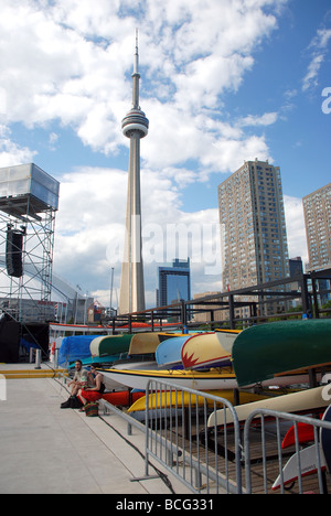Waterfront Walkway by Toronto Harbour, Toronto, Ontario Stock Photo - Alamy