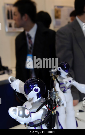 ROBOTS IN TOKYO Stock Photo - Alamy