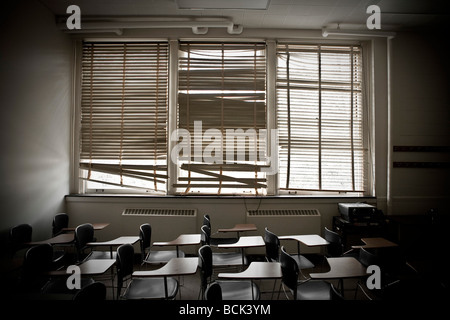 Old classroom with broken window blinds Stock Photo - Alamy