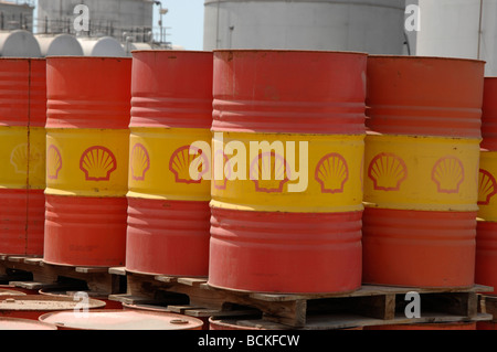Royal Dutch Shell oil refinery and Shell petrol station, Godorf ...