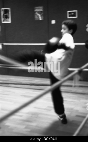 doing kick boxing Stock Photo - Alamy