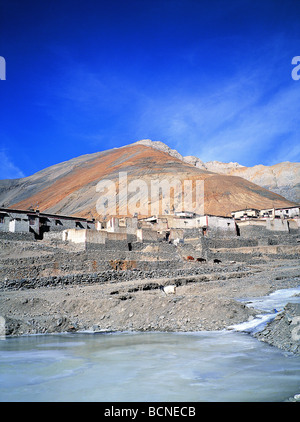 Tibetan village in Tingri County, Shigatse Prefecture, Tibet Autonomous ...