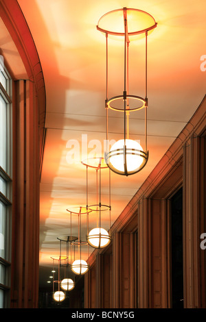 Bishopsgate Arcade in the City of London, London EC2M 3YD Stock Photo ...