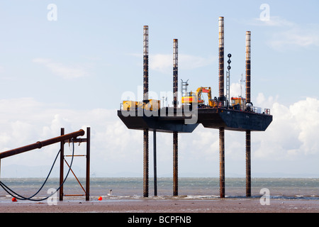 Installing the electric cable from the offshore wind farm of Robin Rigg ...