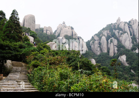 Rocky peaks of Taimu Mountain, Fuding City, Ningde, Fujian Province ...