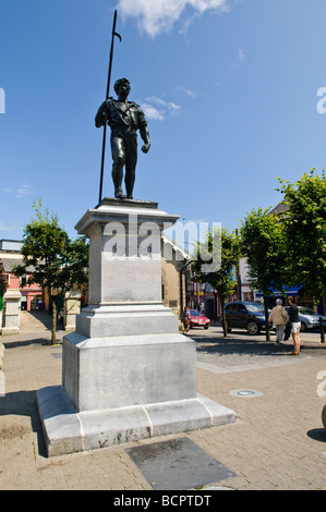 Statue of a Wexford Pikeman, commemorating the 1798 Irish Rebellion ...