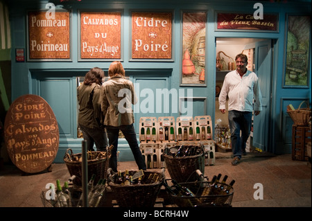 shopping in Honfleur, Normandy France Stock Photo - Alamy
