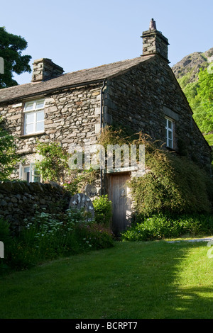 An old cumbrian farm Stock Photo - Alamy