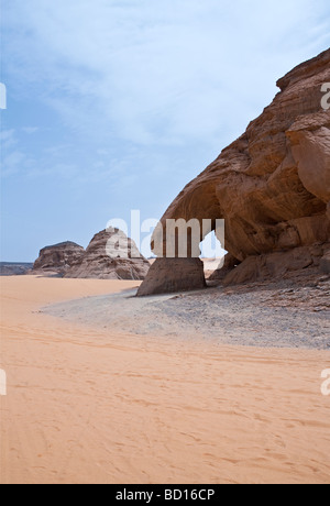 Akakus, Sahara desert, Fezzan, Libya Stock Photo - Alamy