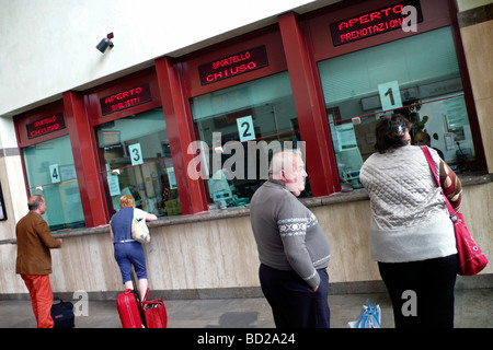 train station ticket window Stock Photo - Alamy