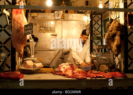Butcher for camel meat with head of a camel medina Fes El Bali Stock ...