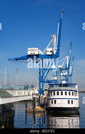 Container Port, Charleston, South Carolina, USA Stock Photo - Alamy