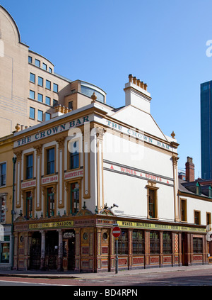 The exterior of the Crown Bar one of the most famous pubs in Belfast ...