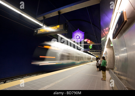 Passengers at the Beacon Hill Station Sound Transit Link Light Rail, Seattle, Washington Stock ...