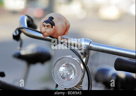 sumo bicycle horn Stock Photo - Alamy