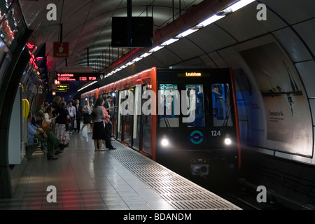 Docklands Light Railway (DLR) - Bank Station - London Stock Photo - Alamy