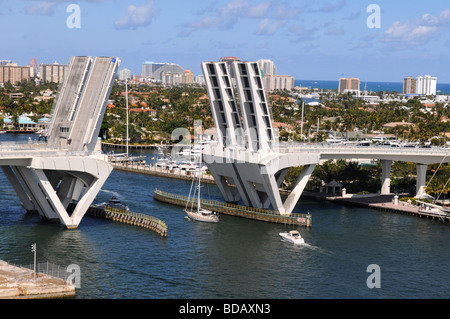 Fort Lauderdale Causeway Bridge, Fort Lauderdale, Florida, USA Stock ...