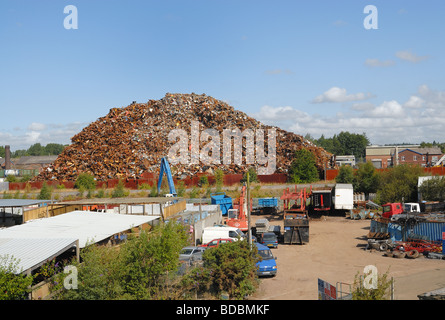 Scrap and recycle yards in Widnes, Cheshire, England Stock Photo - Alamy