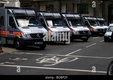 City of London police Riot Van Stock Photo - Alamy
