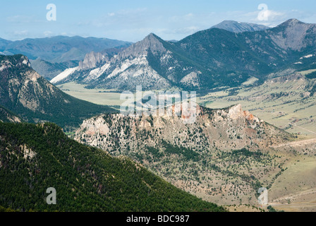 View of Sunlight Basin from the Chief Joseph Scenic Byway in Wyoming ...