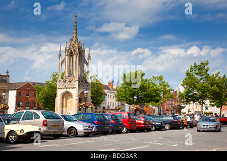 Market Cross and car park in Middleham, Wensleydale, North Yorkshire ...