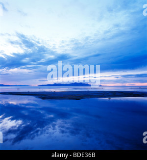 Sunset view of Saltair Beach, Great Salt Lake State Park, Utah, USA ...