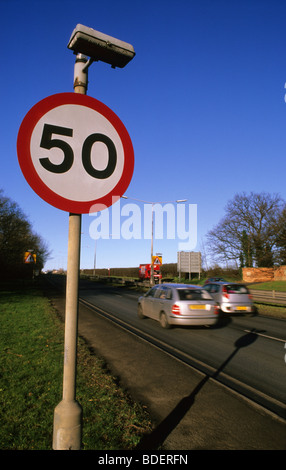50 mph speed restriction near M25 motorway exit 25 UK Stock Photo - Alamy
