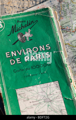 old michelin map of paris Stock Photo - Alamy