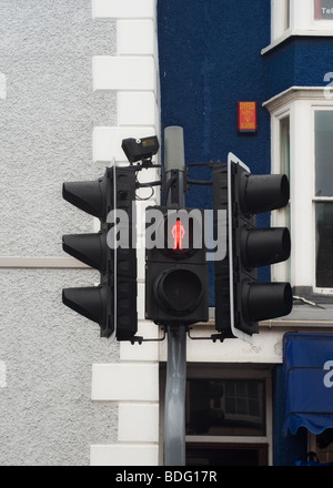 Lights at pedestrian crossing showing red - do not cross Stock Photo ...