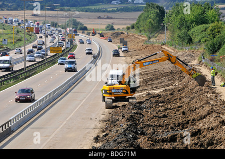 M25 motorway widening project with contra flow traffic management to ...