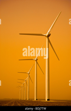 Wind turbines on the Texas Plains near Roscoe, Texas during a sand ...
