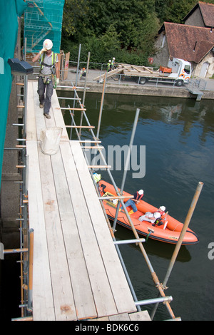 building scaffold scaffolding site construction rig workers Stock Photo ...