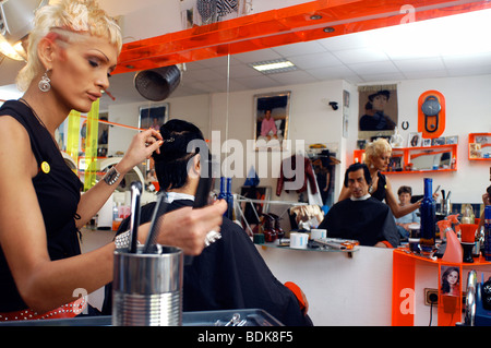 Hairdresser "Salón Hamid". Schöneberg, Berlín, Germany Stock Photo - Alamy