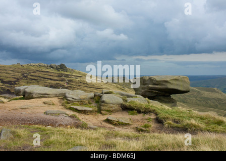 Pym Chair rock formation on Kinder Scout, Pennine Way, Peak District ...