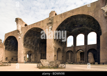 Rom, Maxentiusbasilika, 307 bis 313 auf einer Fläche von 70 × 100 ...