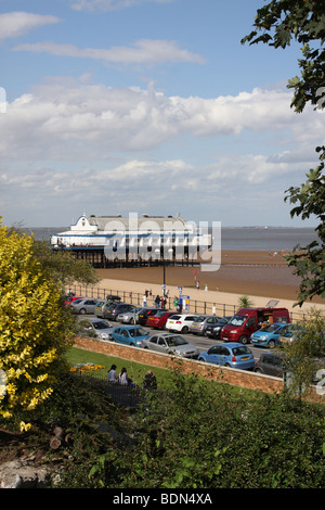Beach promenade, Cleethorpes Beach, Cleethorpes, Lincolnshire, England ...
