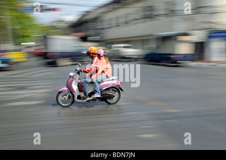 Moped with pillion in traffic chaos, Ratchamnoen Klang Road, traffic in ...