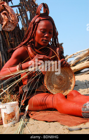 Himba woman with traditional body painting in Namibia Stock Photo - Alamy