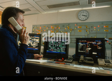 Offshore oil rig control room Stock Photo - Alamy
