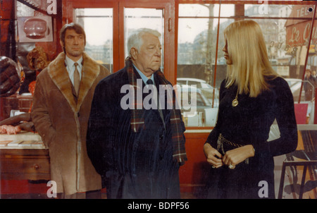 Le tueur Year: 1972 Director: Denys de la Patellière Jean Gabin ...