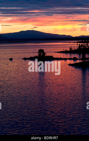 abendstimmung am see rogen, naturreservat rogen, haerjedalen Stock ...
