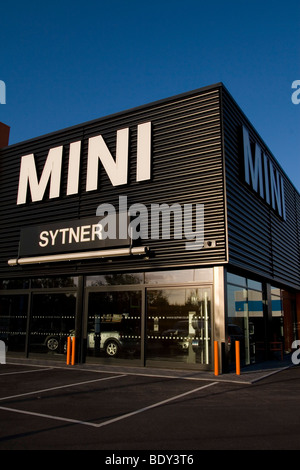 BMW Sytner Mini car showroom and forecourt Stock Photo - Alamy