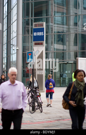 Royal Bank of Scotland Offices and headquarters at Gogarburn, Edinburgh ...