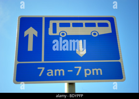 Bus Lane Sign Stock Photo - Alamy
